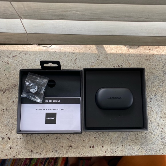 Bose | Headphones | Bose Quietcomfort Earbuds | Poshmark